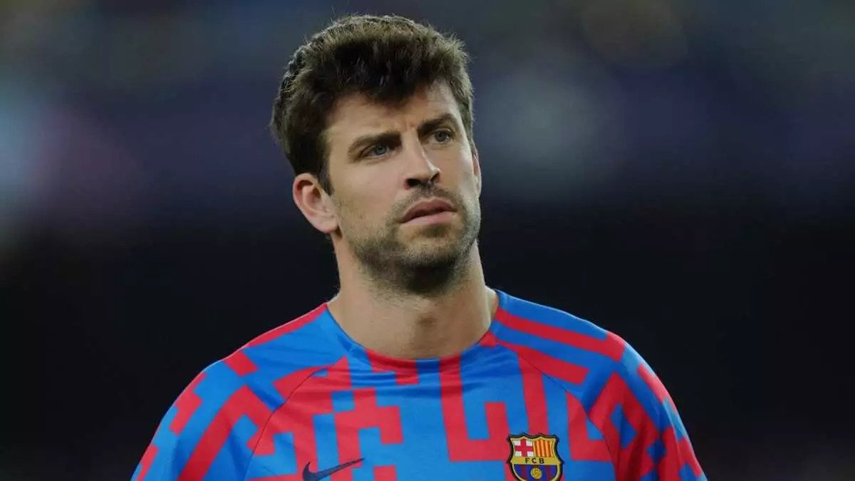 Con emotivo video, Piqué anuncia su retiro del fútbol - Ambas Manos