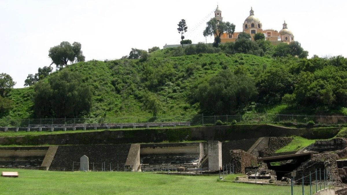 Develan importantes hallazgos arqueológicos en la Pirámide de Cholula ...