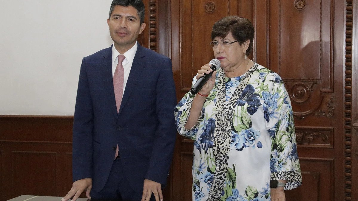 Cabildo de Puebla aprueba renuncia de Silvia Tanús para integrarse al ...