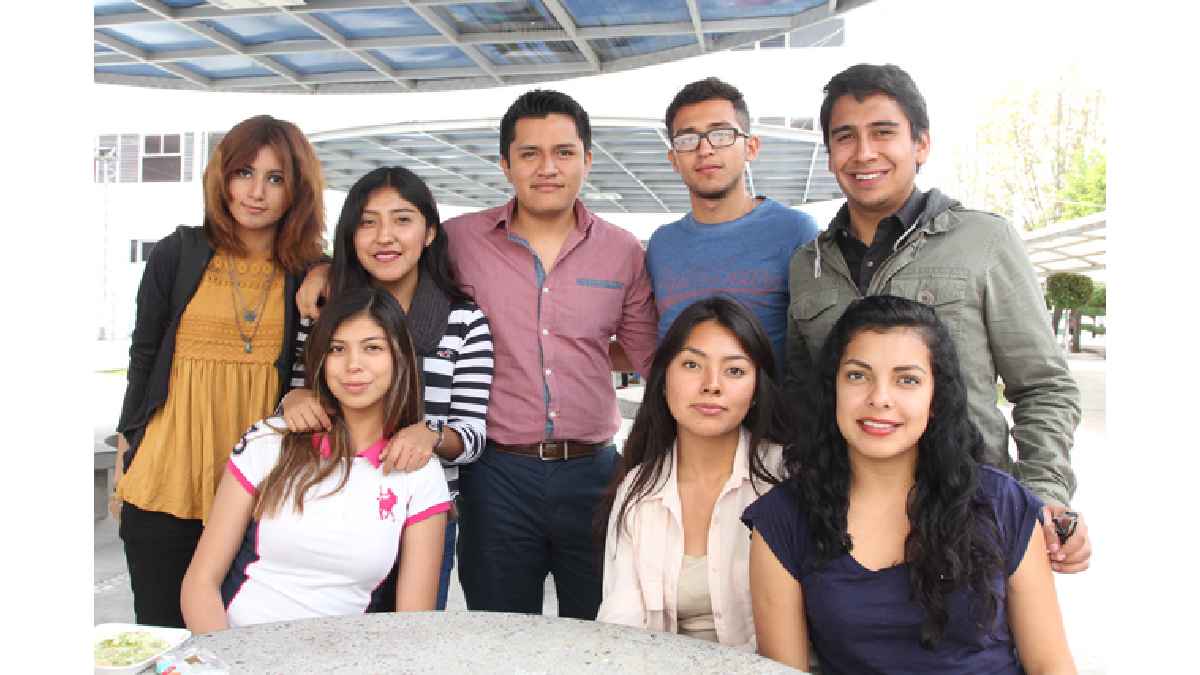 Más de 3 mil apoyos se otorgarán en el programa Plan Becas - Ambas Manos