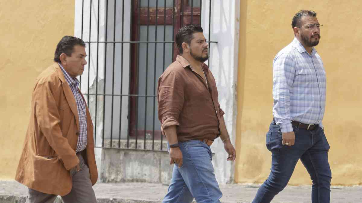 Simitrio asiste a reunión en Casa Aguayo por enfrentamiento en Sam's ...